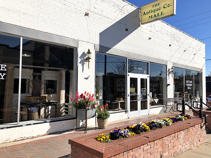 Behind this unassuming facade lies a wonderland of vintage treasures—proof you should never judge an antique mall by its cover.