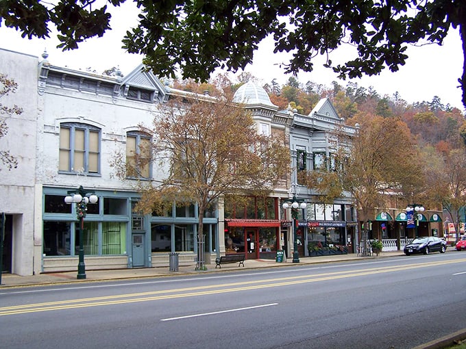 A view of Hot Springs' iconic downtown architecture. Those aren't just buildings – they're time machines to a more elegant era!
