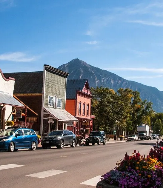 colorado-postcard-perfect-town-FTR