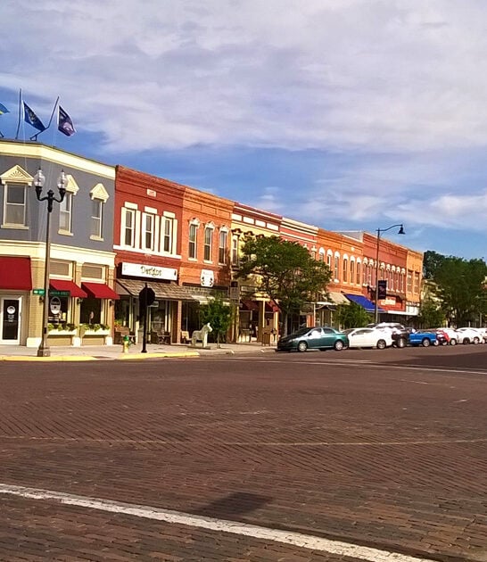 dreamy small kansas town ftr
