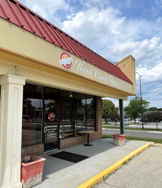 kansas pizza restaurant drive ftr