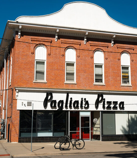 legendary pizza restaurants iowa ftr