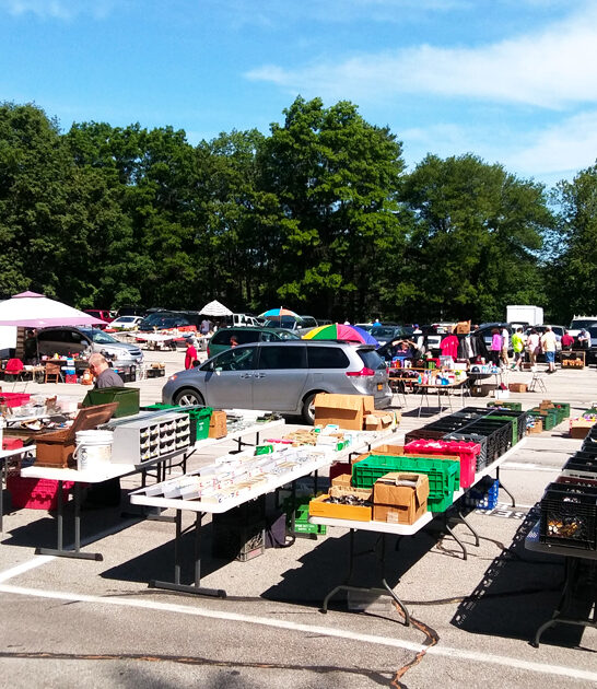 massive massachusetts flea markets ftr