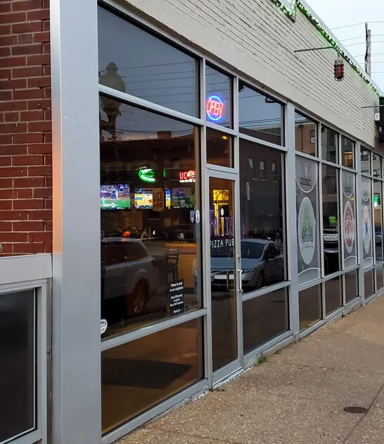 neighborhood missouri pizza parlors ftr