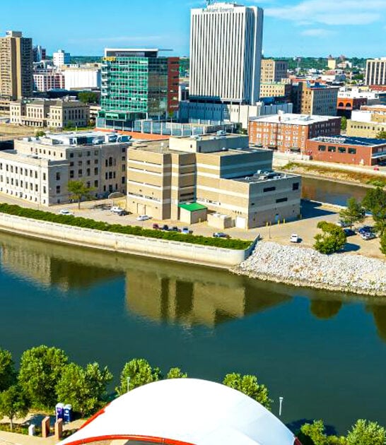 retire comfortably iowa cities ftr