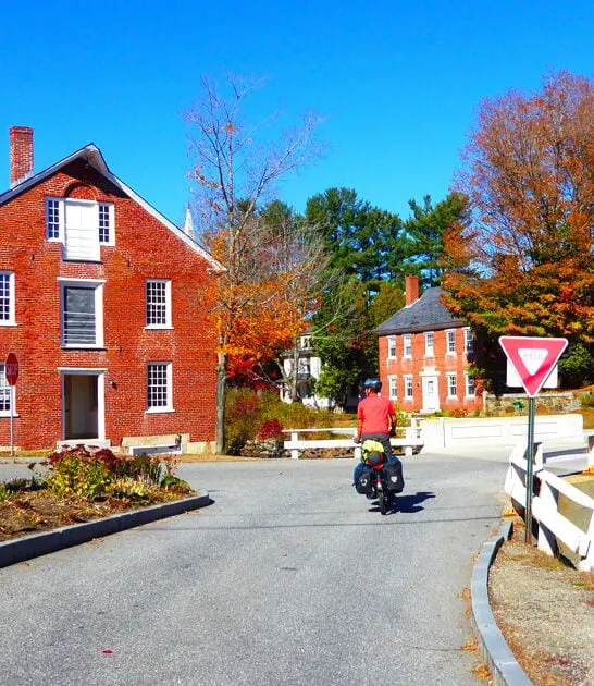 simple new hampshire town ftr
