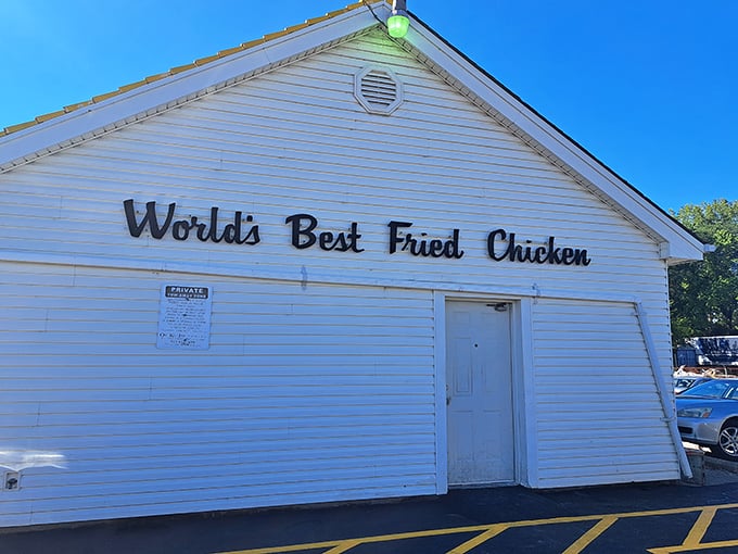 Bold claims require bold evidence, and that "World's Best Fried Chicken" sign isn't kidding around. This unassuming Cincinnati treasure means business.