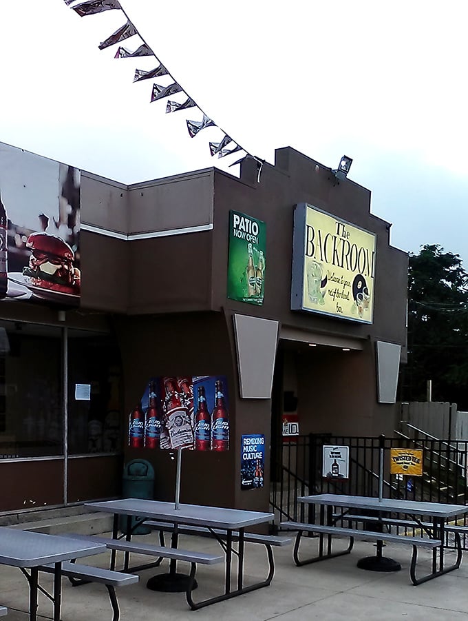 The unassuming exterior of Backroom Bar and Grille hides culinary treasures within, like a delicious secret Mansfield has been keeping from the rest of Ohio.