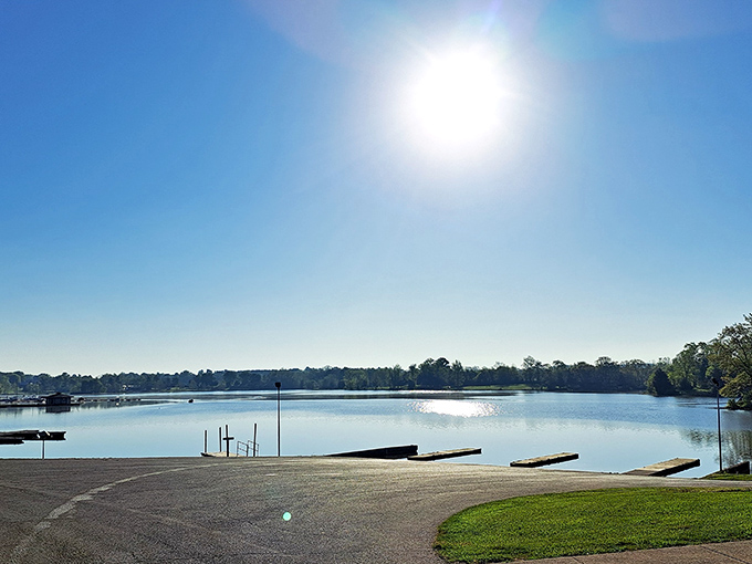 Morning perfection at Rocky Fork Lake, where the sun doesn't just rise—it puts on a show worthy of a standing ovation.