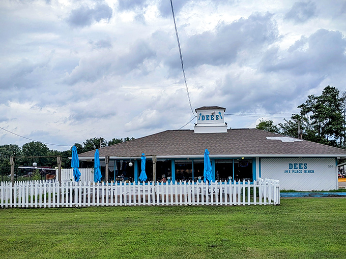 That white picket fence isn't just for show – it's protecting Ohio's best-kept breakfast secret from the outside world.