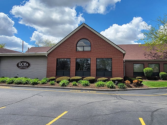 Rob's welcoming exterior might not scream "food paradise," but locals know better—this unassuming brick building houses buffet dreams come true.