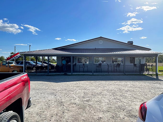 This unassuming roadside gem proves that the best flavors often hide behind the simplest facades.