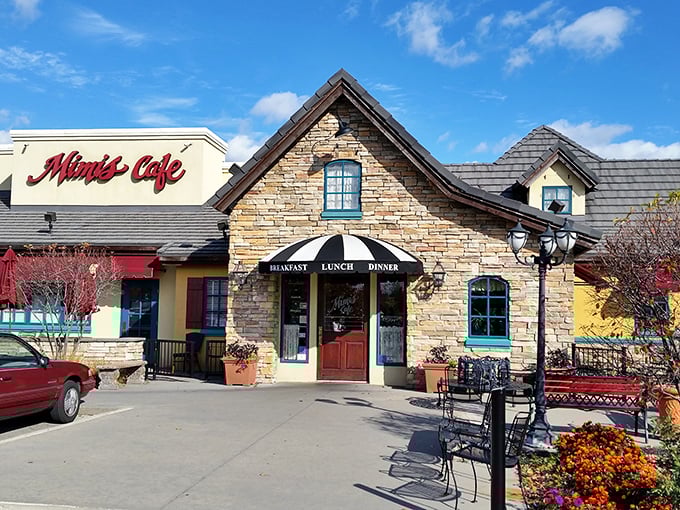Provence meets Ohio in this charming stone-and-stucco facade. The blue-trimmed windows and French country design might just trick your passport into thinking it's been stamped.