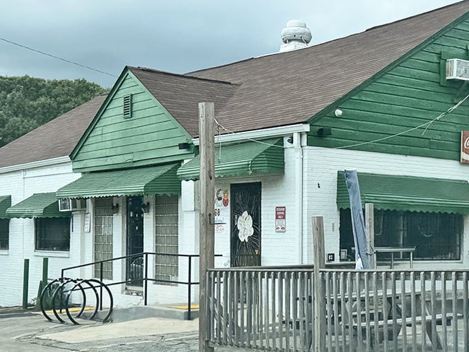 The little green house on Memorial Drive isn't trying to be fancy—it's too busy perfecting breakfast magic that keeps Atlantans coming back for more.