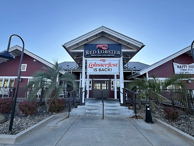 The unassuming exterior that houses seafood dreams - sometimes the best treasures hide in plain sight.