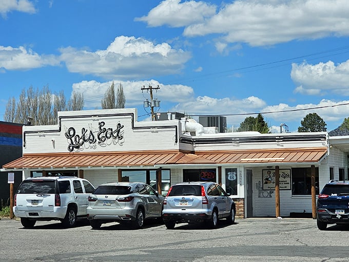 Look past that humble storefront – inside lies burger magic that'll make you forget every chain restaurant exists.