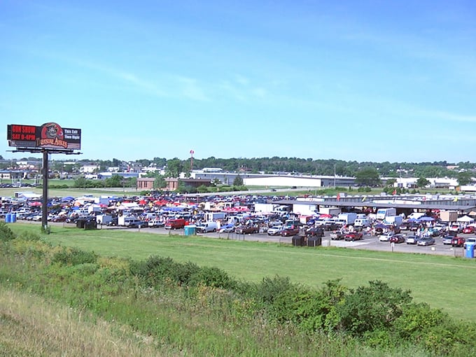 The parking lot alone tells a story—hundreds of treasure hunters converging like prospectors during a gold rush, each hoping to strike it rich with vintage finds.
