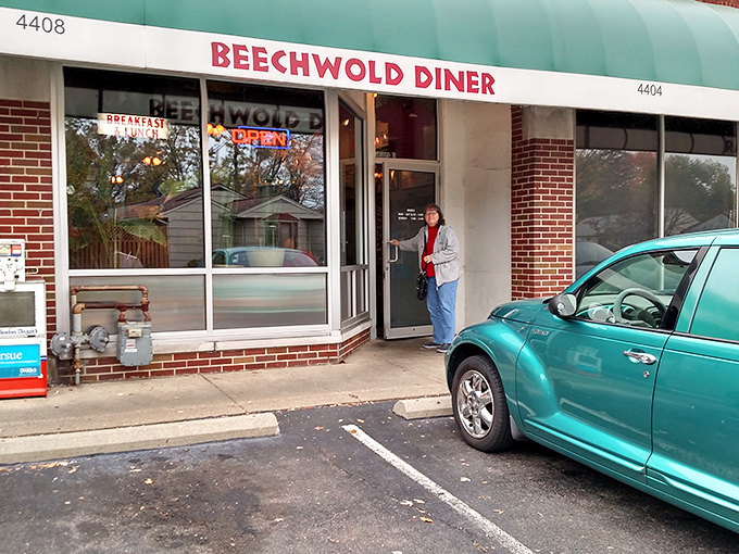 That turquoise awning isn't just eye-catching—it's a beacon of breakfast hope for hungry Columbus locals seeking their morning salvation.