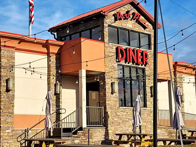 Stone and stucco charm meets classic diner dreams – Park Place beckons with timeless American comfort.