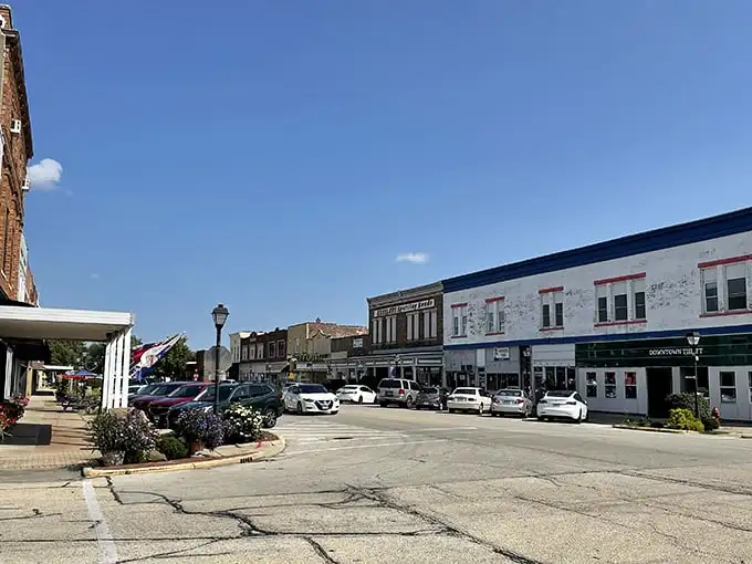 Downtown Rantoul greets visitors with classic Midwest charm and a sky that puts on a better show than Broadway – all without the big-city price tag.
