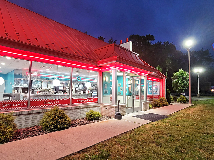That iconic red roof isn't just architecture—it's a beacon of hope for hungry travelers seeking breakfast nirvana in Pottsville's morning landscape.