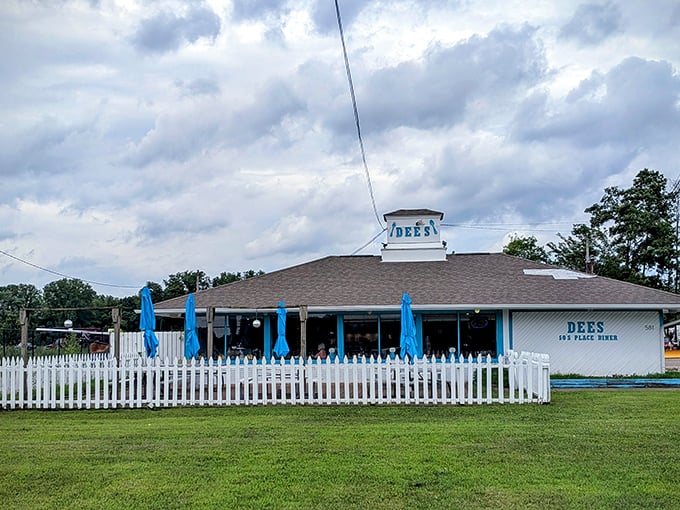 That white picket fence isn't just for show – it's protecting Ohio's best-kept breakfast secret from the outside world.