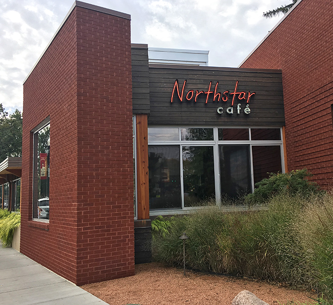 The warm glow of that neon sign beckons like an old friend on a chilly Ohio evening. Brick, wood, and glass come together in perfect architectural harmony.