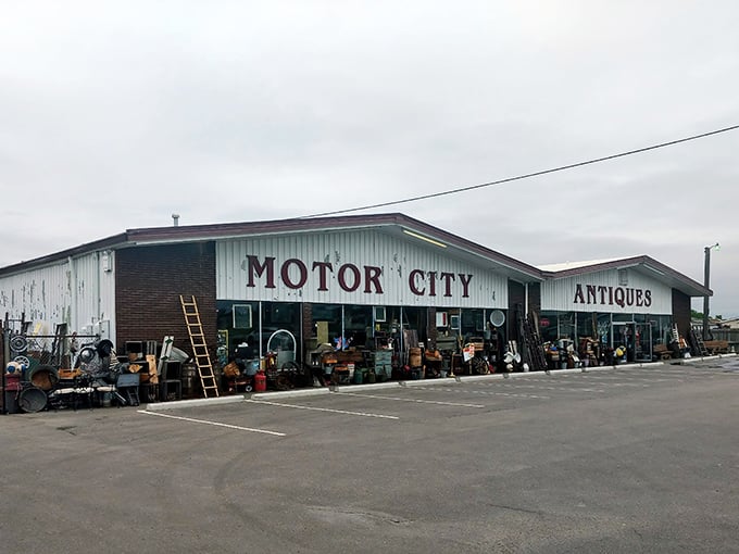 The unassuming exterior of Motor City Antique Gallery hides a treasure trove within. Like finding a rare vinyl in a dollar bin, this place delivers unexpected joy.