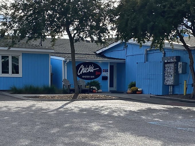 The iconic blue exterior with its simple oval sign promises no pretension—just seriously good seafood waiting inside. Virginia Beach's worst-kept secret beckons.