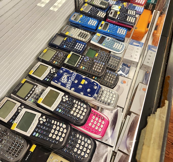 Calculator heaven or tech museum? Either way, this collection of vintage number-crunchers would make any math teacher or retro gadget lover swoon.