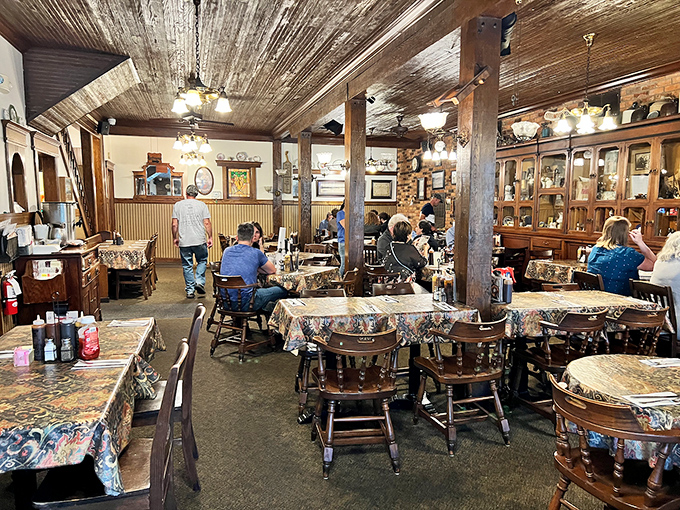 Where strangers become friends over shared sauce recommendations. Notice how nobody's looking at their phones—barbecue demands your full attention.