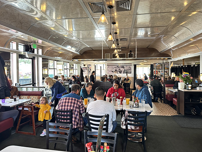 The true measure of a great diner? When locals and tourists sit elbow-to-elbow, all equally mesmerized by what's on their plates.