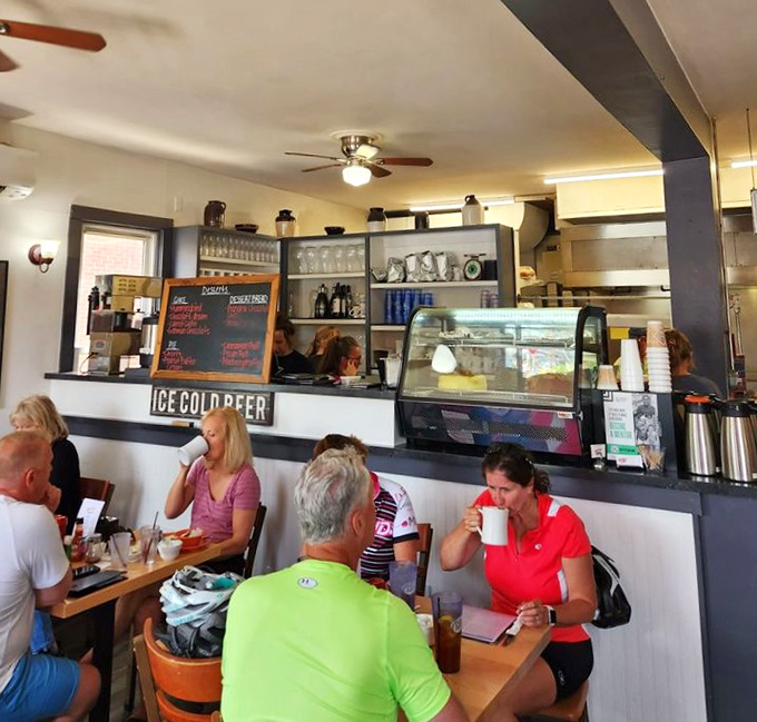 Where coffee flows freely and conversation even more so. The counter service here isn't just efficient—it's where local legends are born.