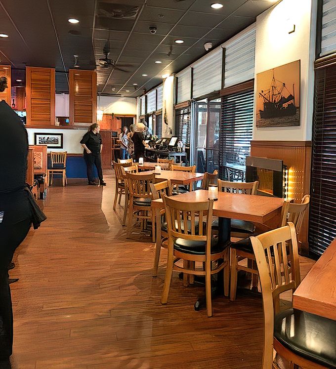 10. dining area