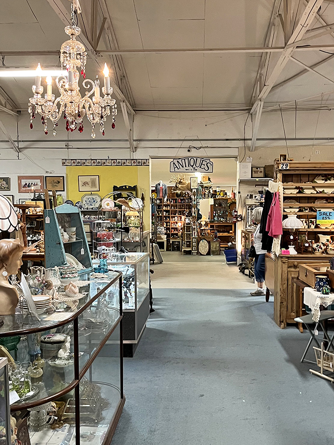 Where chandeliers meet charm! The spacious aisles of Auntie's invite you to wander through decades of American design and craftsmanship.