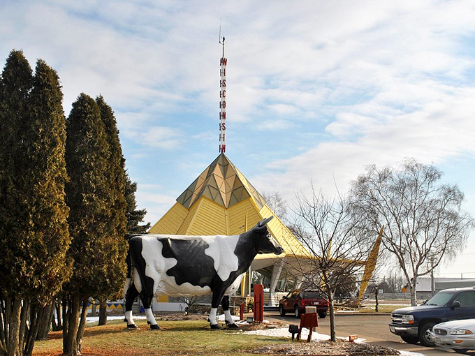 Chatty Belle and the Wisconsin Pavilion create an unlikely architectural duo—like Frank Lloyd Wright decided to collaborate with a dairy farmer.