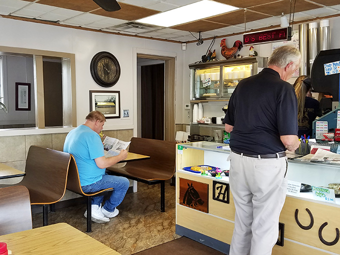 The kind of place where regulars bring newspapers and the staff knows exactly how they like their eggs. That's not service – that's relationship.
