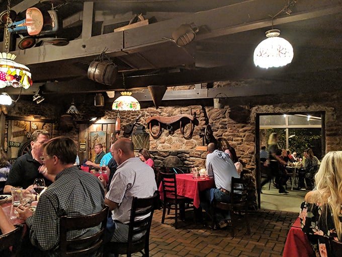 The soundtrack of a great steakhouse: the murmur of satisfied diners, the clink of steak knives, and not a single person looking at their phone.