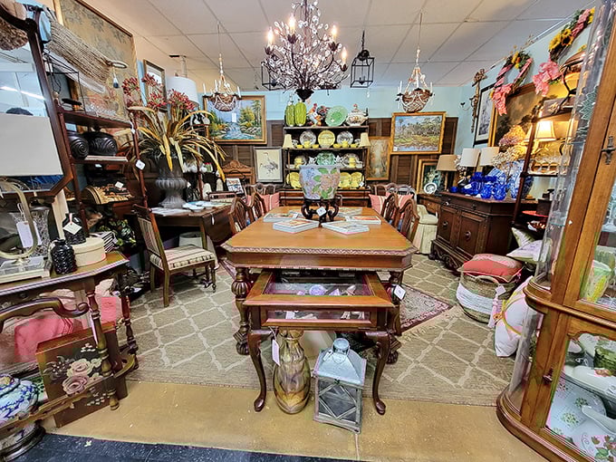 Dining tables surrounded by treasures—because eating should always be accompanied by visual feasting too.