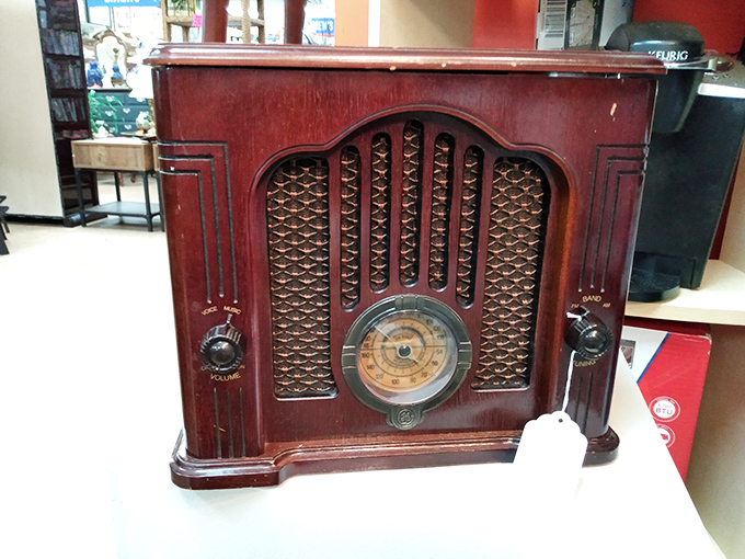 This isn't just a vintage radio; it's a portal to another era. Someone once gathered around this wooden beauty to hear the news or enjoy favorite programs.