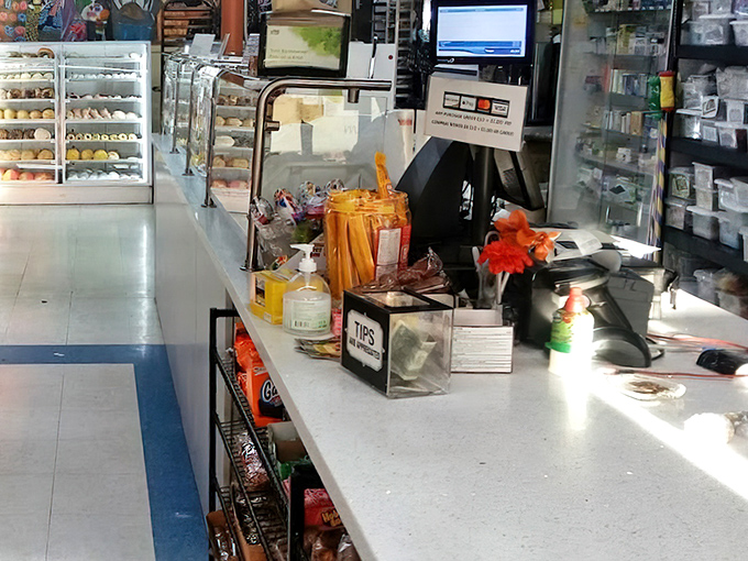 The checkout counter—the final frontier between you and tamale bliss. This is where relationships with the staff begin and diets end.