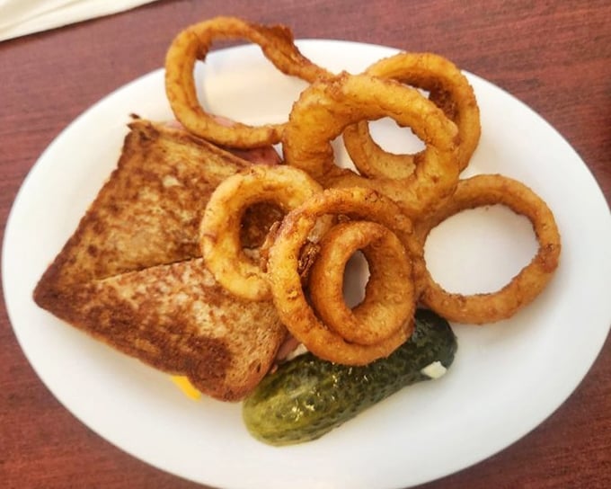 Grilled cheese elevated to an art form – when comfort food gets its PhD.