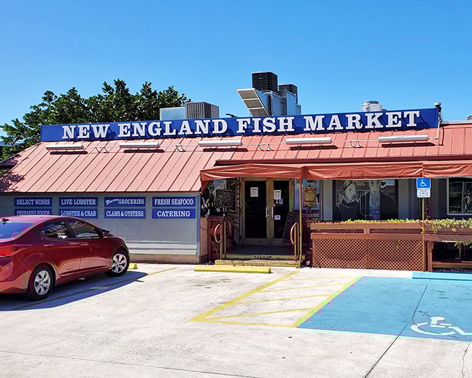 Where seafood is so fresh it practically introduces itself. New England Fish Market brings northern tradition to southern waters.