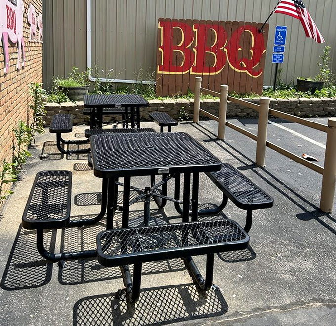 Even the outdoor seating says "serious business." Those metal tables have heard more barbecue debates than a Texas courthouse.