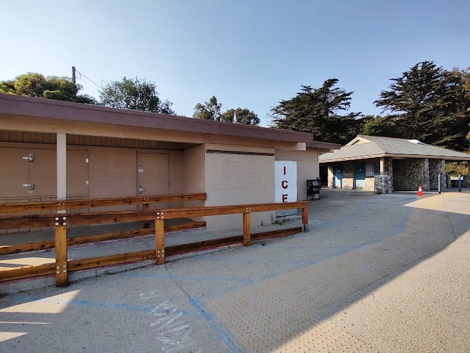 Simple structures, extraordinary purpose. Even the park facilities at El Capitán have that laid-back coastal charm.