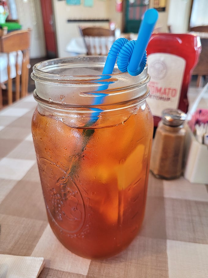 Sweet tea served in a Mason jar—because Pennsylvania knows that some Southern traditions are worth borrowing. Refreshment, perfected.