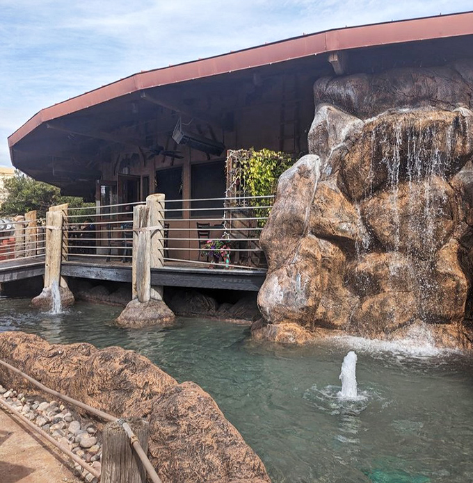 A waterfall feature that makes you wonder if you're still in Scottsdale or have somehow teleported to a resort in Cancún. Dining with a splash.