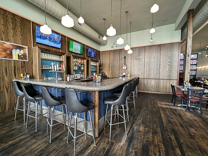 Not just a bar, but a front-row seat to the choreographed dance of Memphis dining. Wood paneling never looked so inviting.