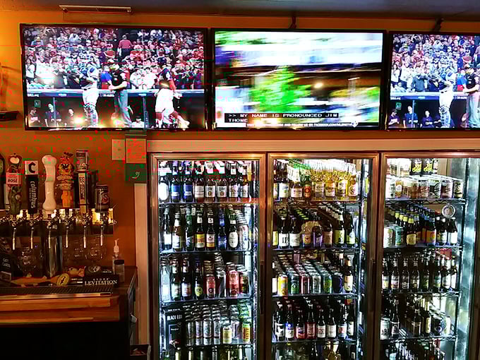 Sports on screens, spirits on shelves, and enough beer options to make decision-making the hardest part of your meal.