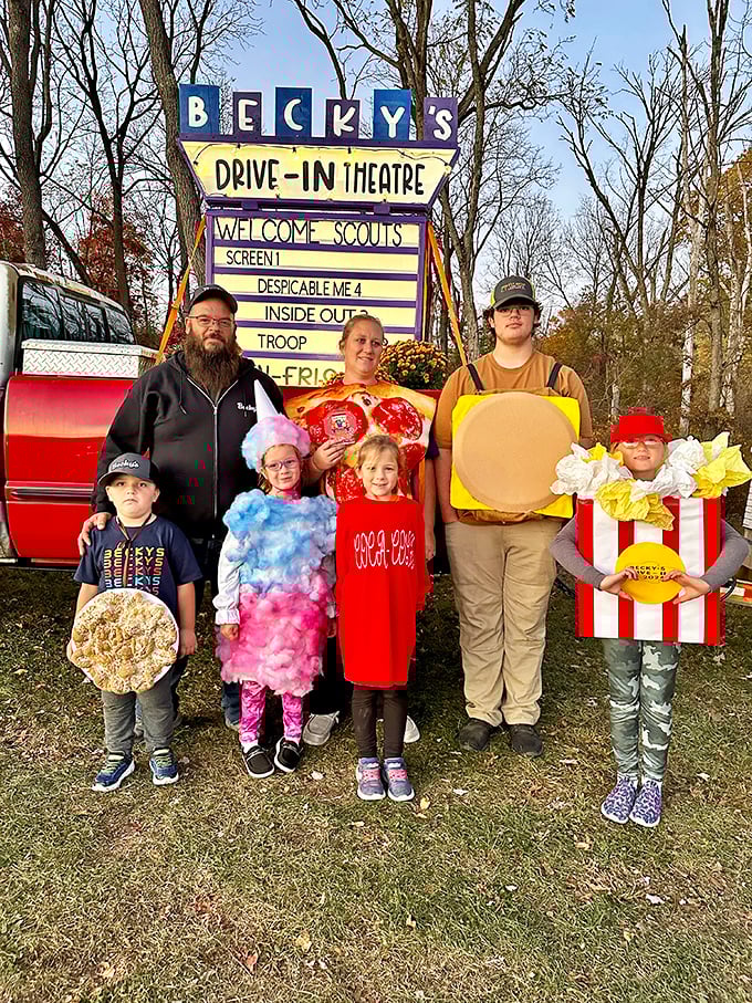 Snack-inspired costumes that would make Hollywood's costume designers jealous. This family embodies Becky's spirit with their popcorn, cotton candy, and pizza outfits.